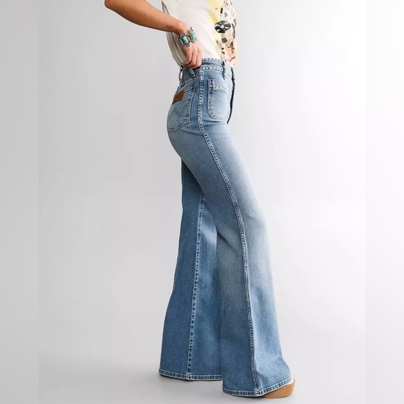 Wrangler | Jeans | Wrangler X Fender Wanderer Cowgirl Rockstar High ...